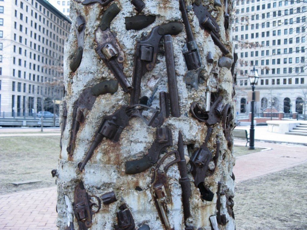 Безумные памятники: 20 самых странных монументов