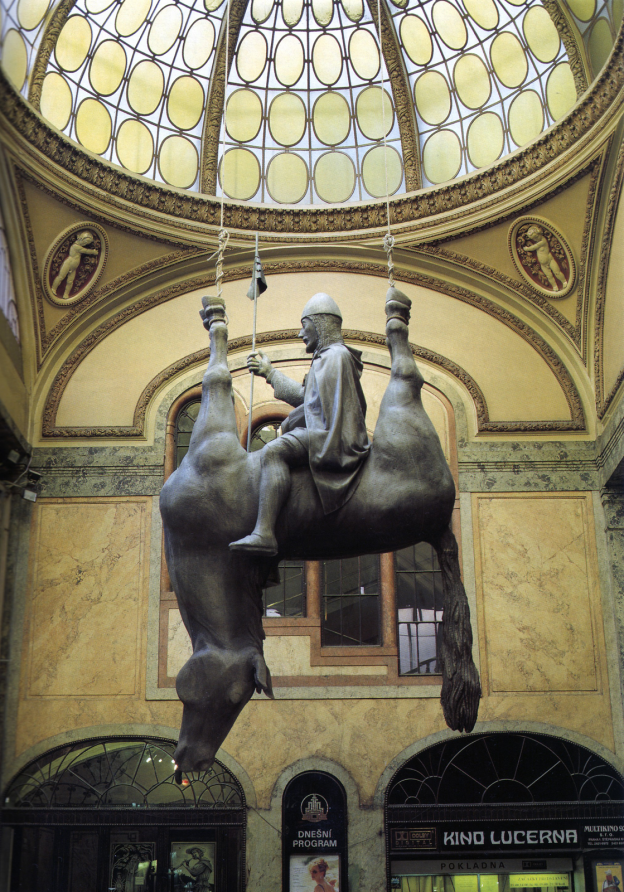 Безумные памятники: 20 самых странных монументов