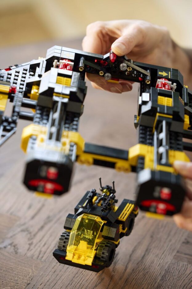 «Челюсти», Джек Скеллингтон и орнитоптер да Винчи: 7 случайных наборов LEGO